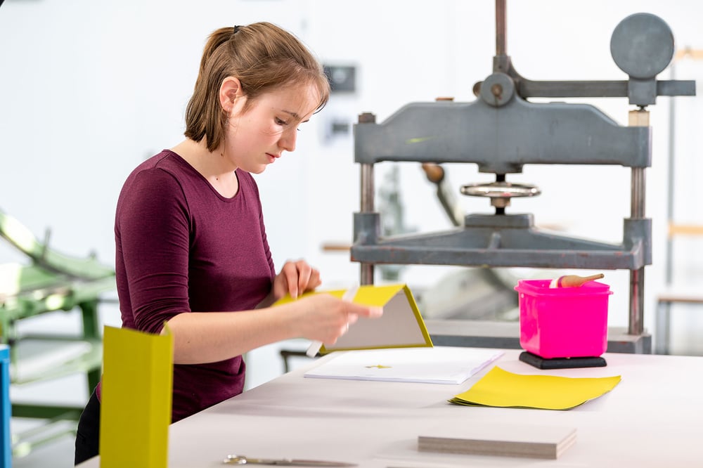 Polygraf/-in EFZ 22 | viscom | Verband Print- und Medienindustrie